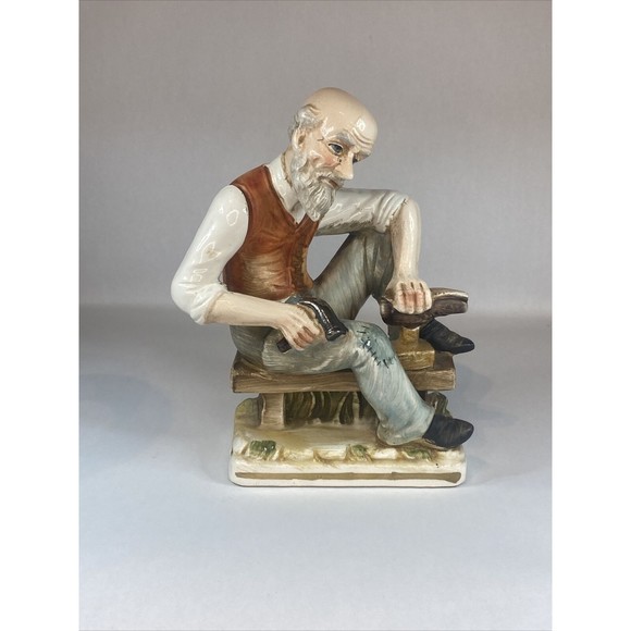 Norleans | Other | Vtg Norleans Porcelain Figurine Old Man Shoe Maker ...